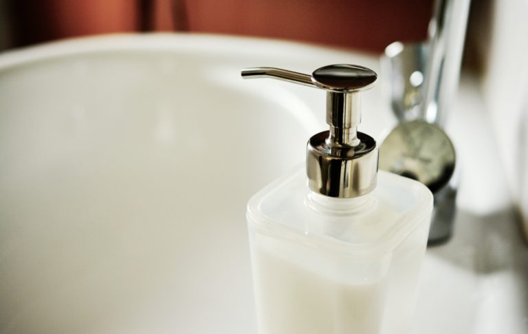 4 Cleaning Tricks That Will Impress Your In-Laws | Clean My Condo in ...